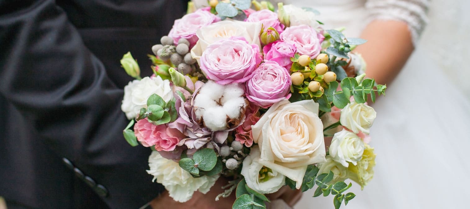 Wholesale Ecuadorian Rosas & Bulk Flowers • Farm-direct – Asiri Blooms